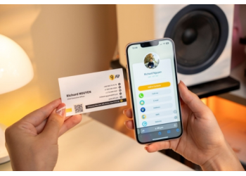 Ví 9Fit E-Biz Card Wallet Stand: Danh Thiếp Kiểu Mới - Mở Lối Chốt Sale